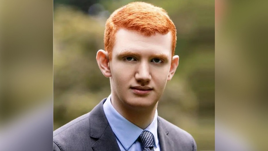 Young man earns a staggering amount of money within a month, check out ...